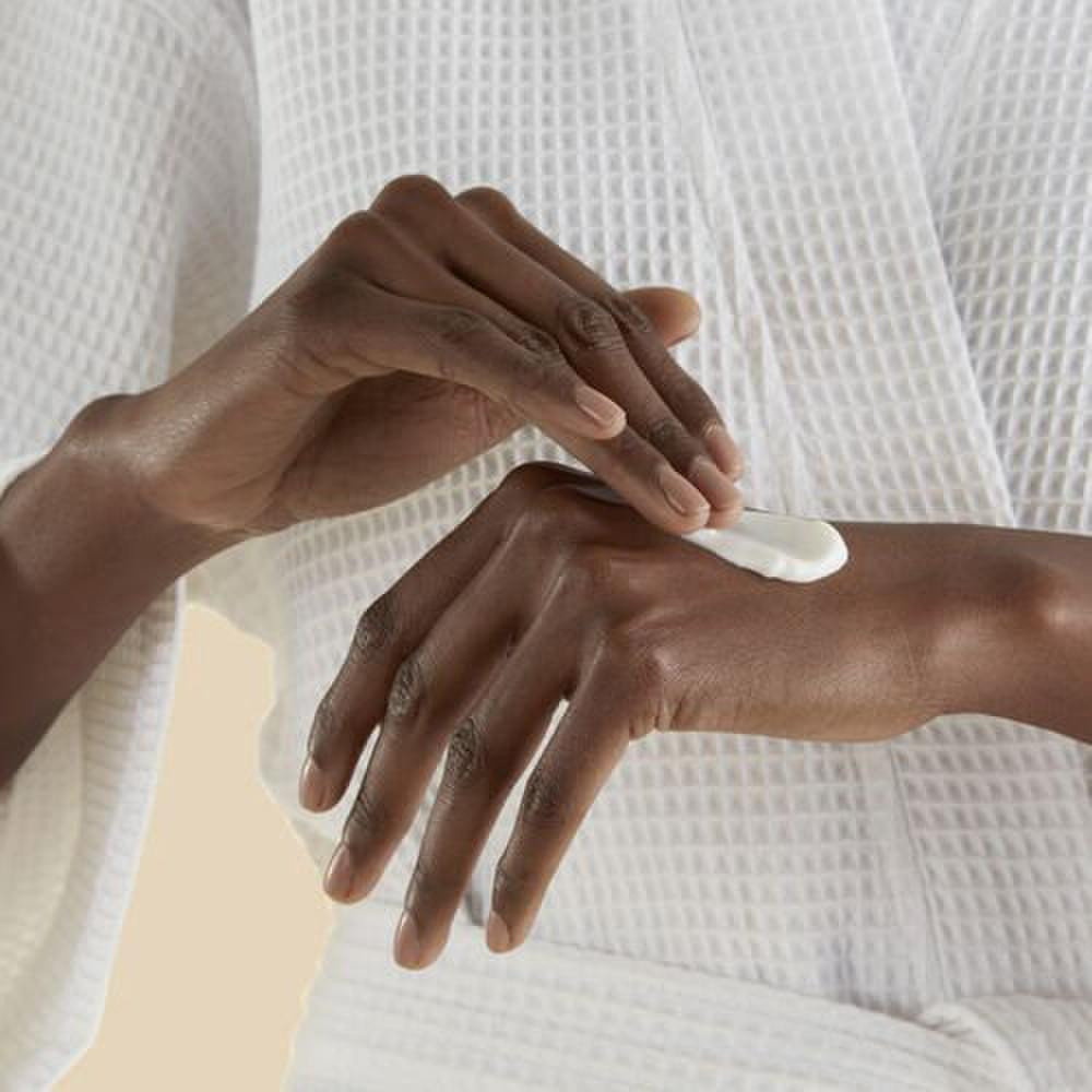 L´Occitane Almond Hand Cream 150ml kaina nuo 36.9 € | Kainos.lt