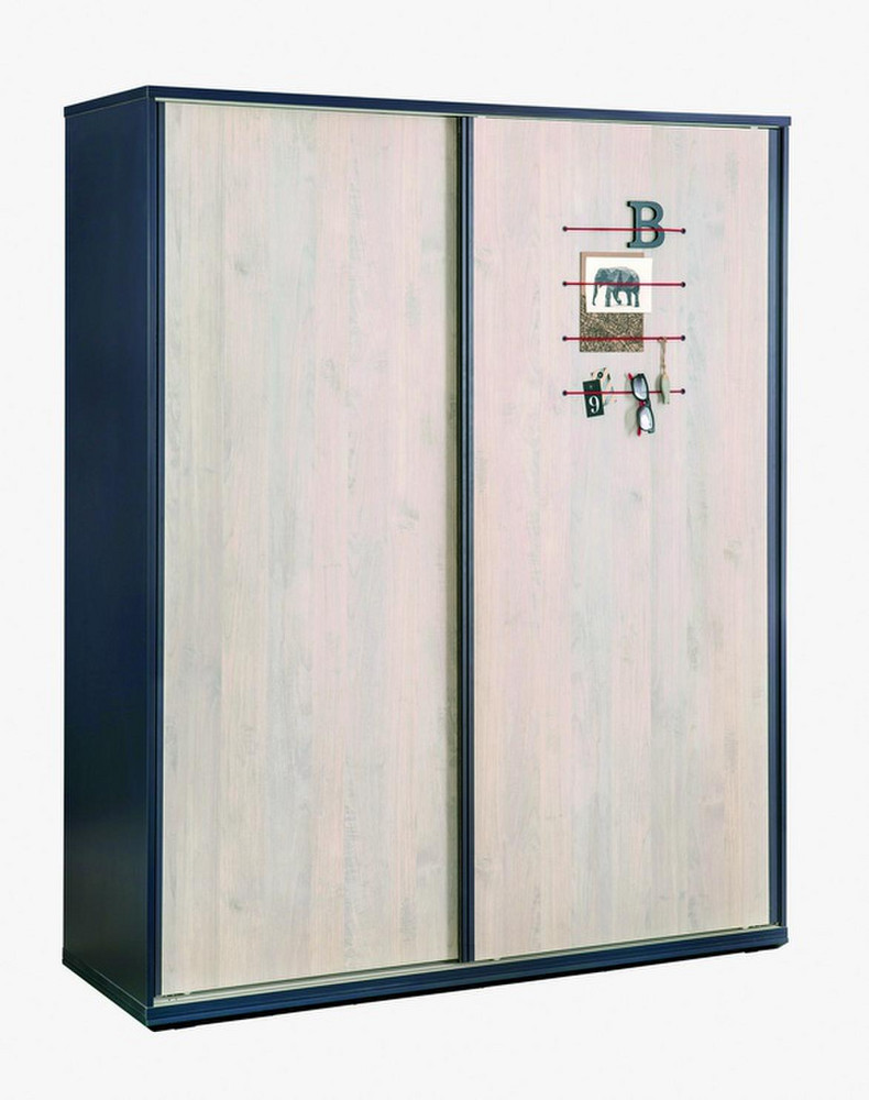 163 slides kaina nuo 469.00 € (6 pard.)